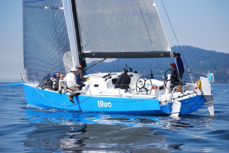 Riptide 41 - Bieker Boats